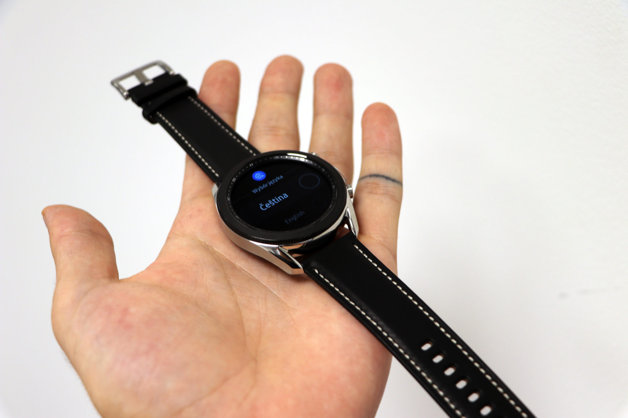 Recenze: Samsung Galaxy Watch 3 – nečekaný triumf – Magazín Mironet